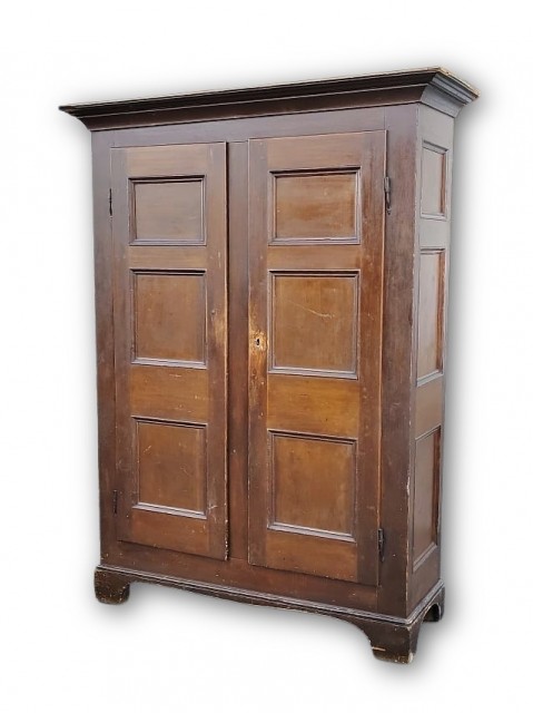 Vente d'objets et meubles antiques - commodes, tables, armoires ...