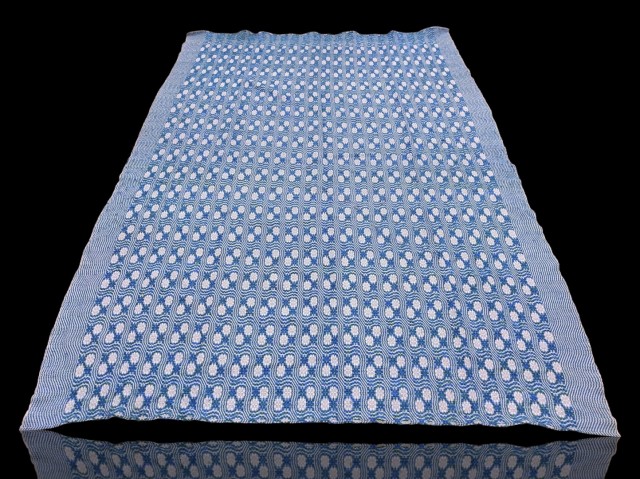 Vente d'objets et meubles antiques - commodes, tables, armoires ...