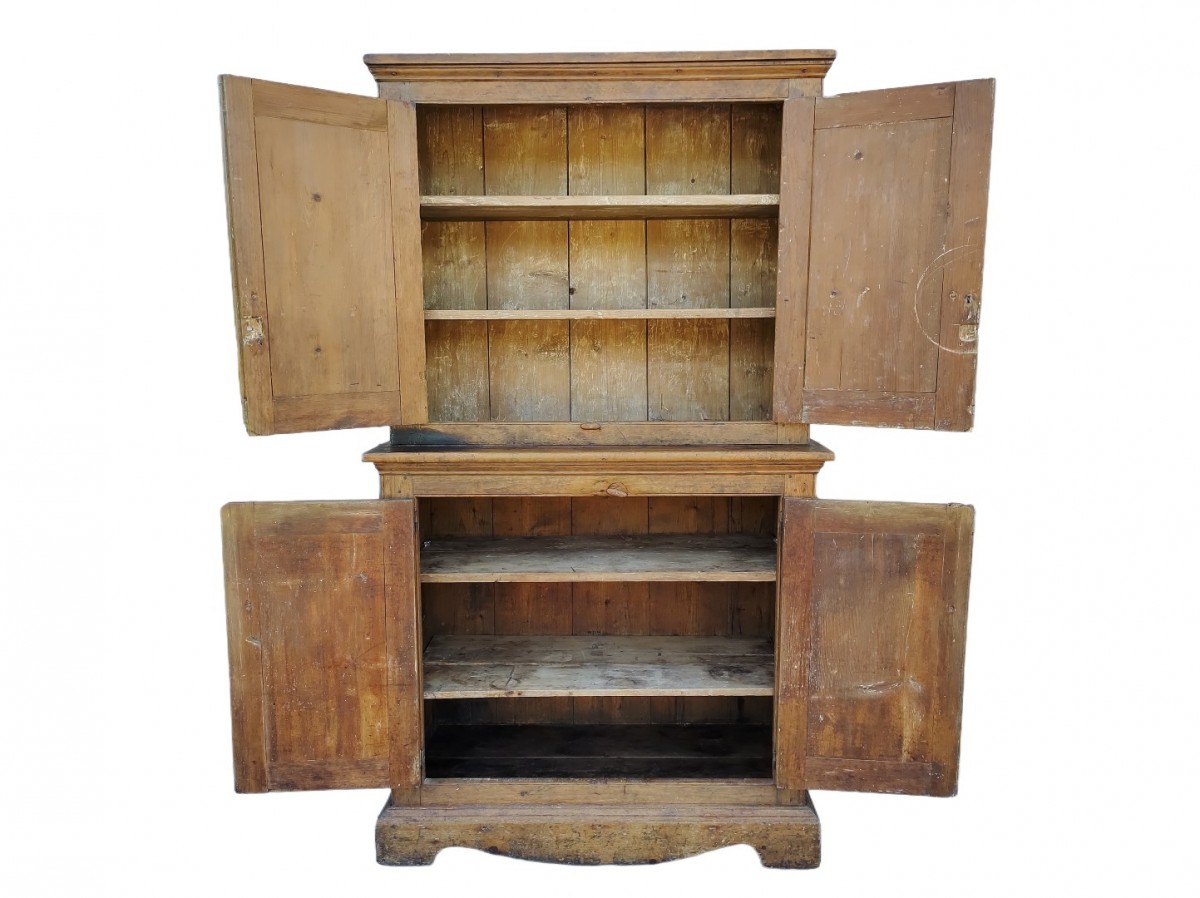 Belle armoire 2 corps, garde-manger en pin, 4 caissons creux, clous carrés